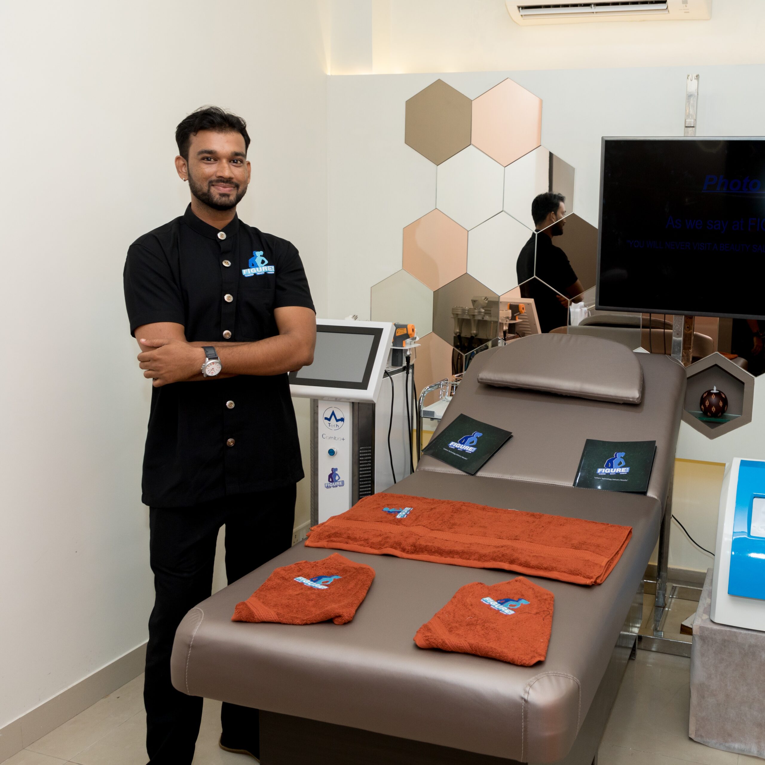 Figure Slim Center | Weight Loss & Inch Loss Procedure